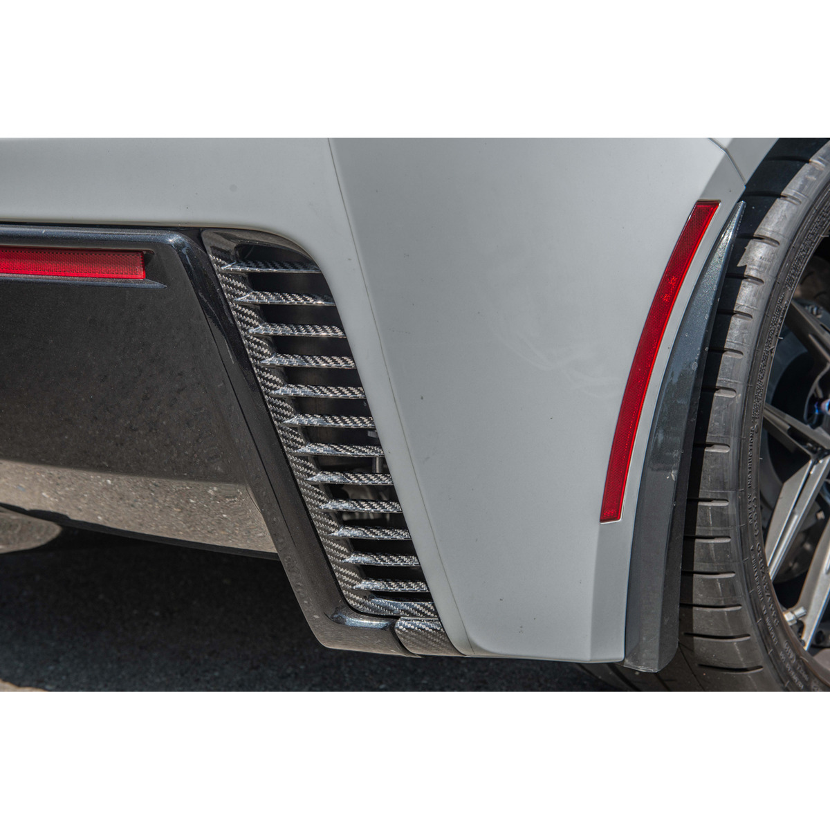 EOS Rear Diffuser Vent, Carbon Fiber