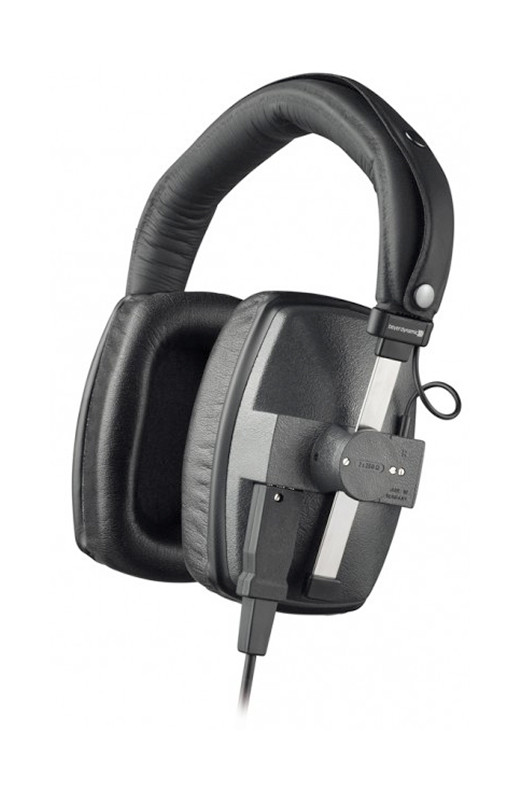 Beyerdynamic DT250 Closed Back Studio Headphones (250 Ohm) - Absolute Music