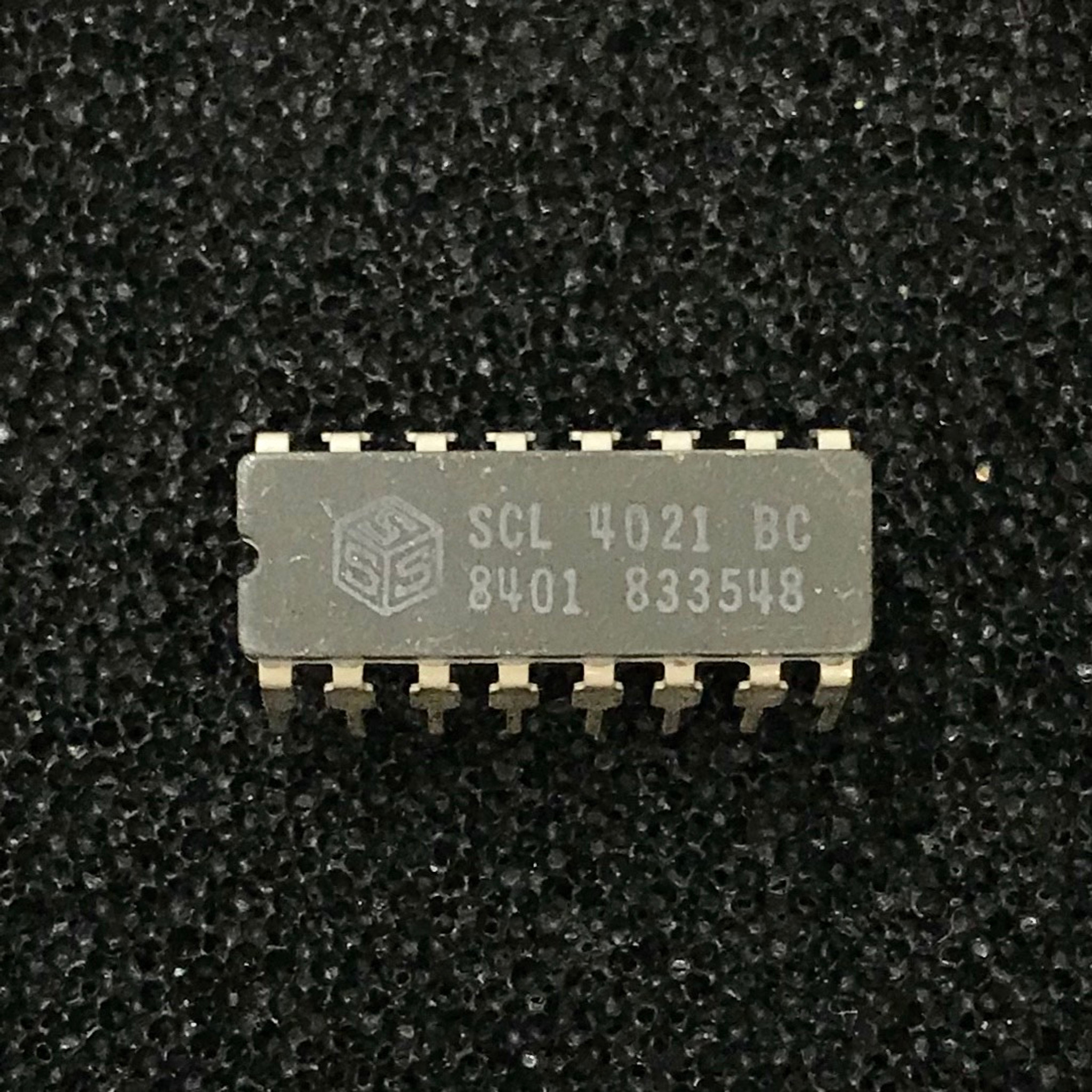 SCL4021BC 8-Bit Static Shift Register, CD4021, CERAMIC, CERDIP CDIP-16 ... SCL4021BC 8-Bit Static Shift Register, CD4021, CERAMIC, CERDIP CDIP-16 ...