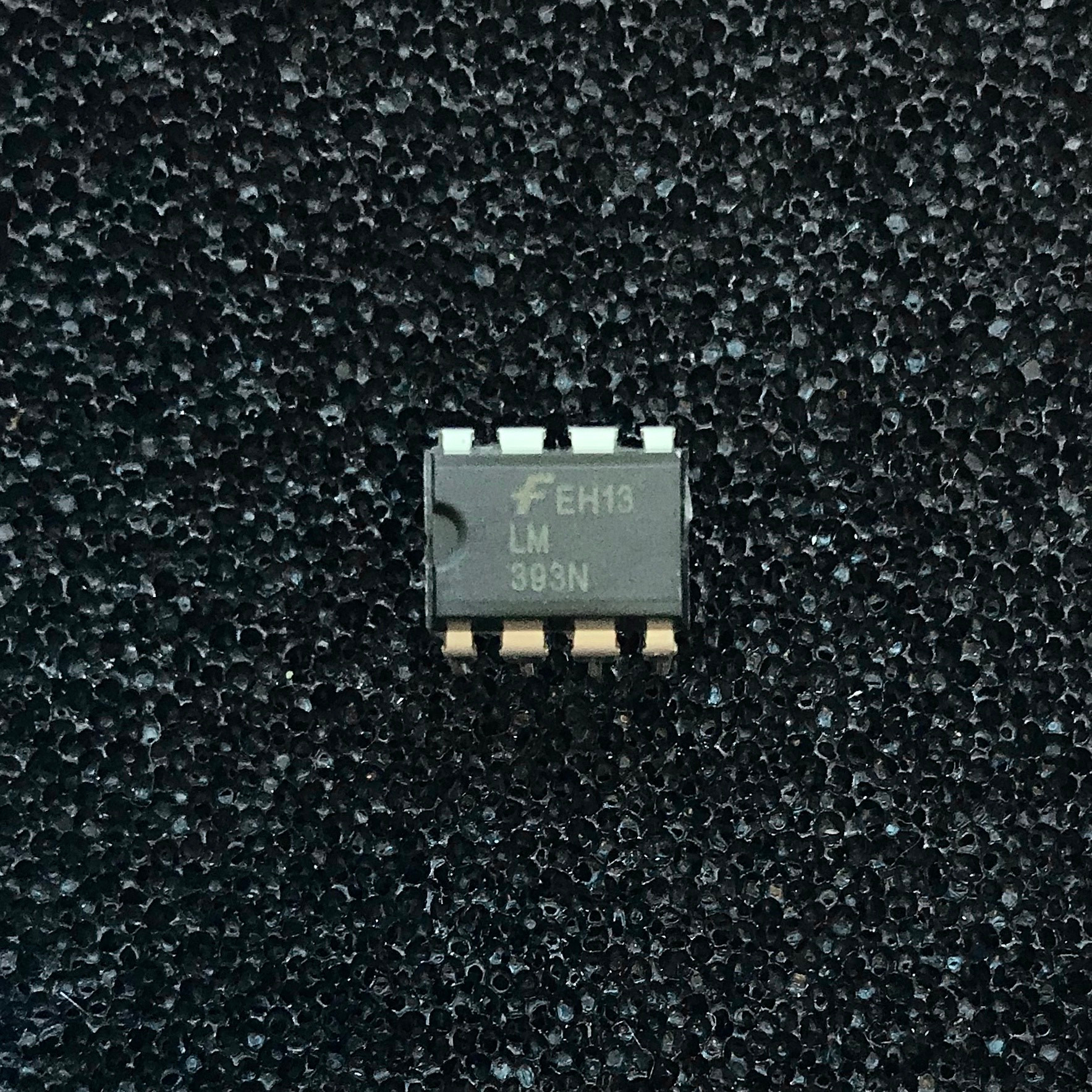 LM393 Comparator IC Pinout, Datasheet, Equivalents Features, 53% OFF