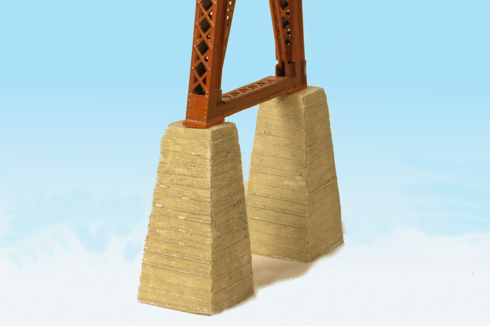 Monroe Models ~ HO Scale ~ Pylon Bent Footings Board Formed Concrete ...