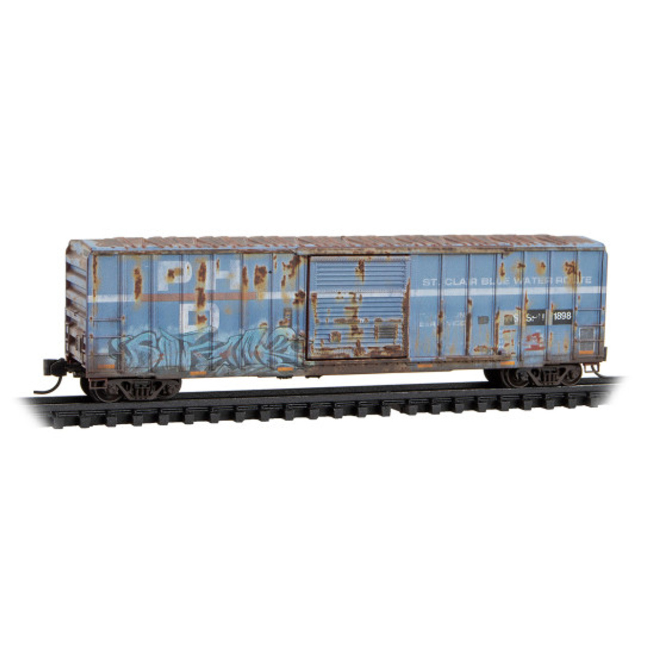 Micro Trains ~ N Scale ~ 50' Rib Side Boxcar, Single Door w/o roofwalk ...