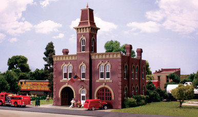 Woodland Scenics ~ HO Scale ~ Built and Ready ~ Firehouse ~ With LEDs ...