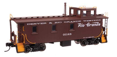 Walthers ~ HO Scale ~ 30' GTW Style Wood Caboose with Offset Coupola ...