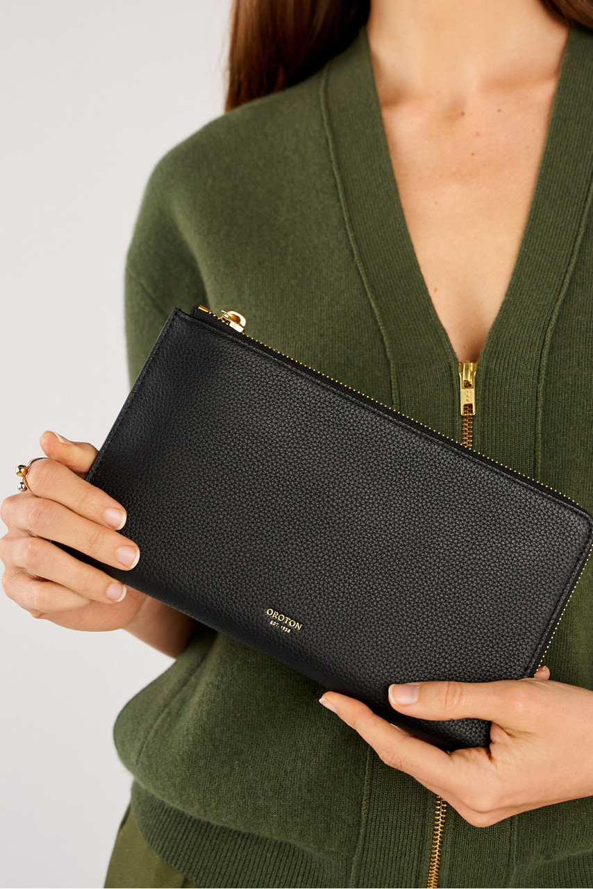 Eve Travel Wallet - Black | Accessories