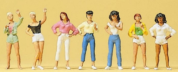 Women in Summer Clothes (7) HO Scale Preiser Models