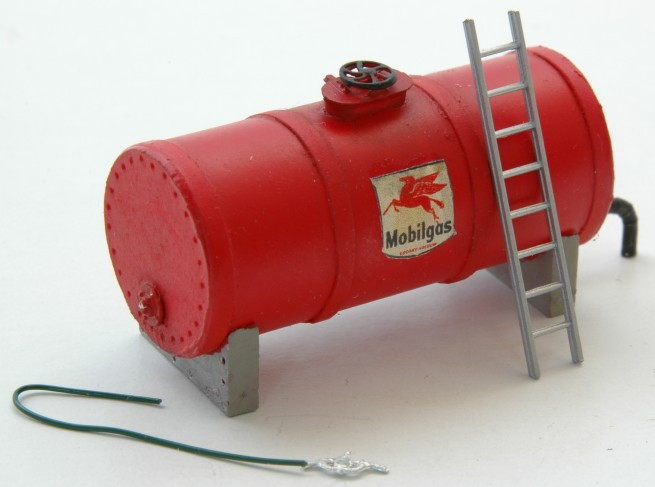 Custom 1,500 Gallon Fuel Tank Kit Mobil Gas HO Scale JL Innovative Design