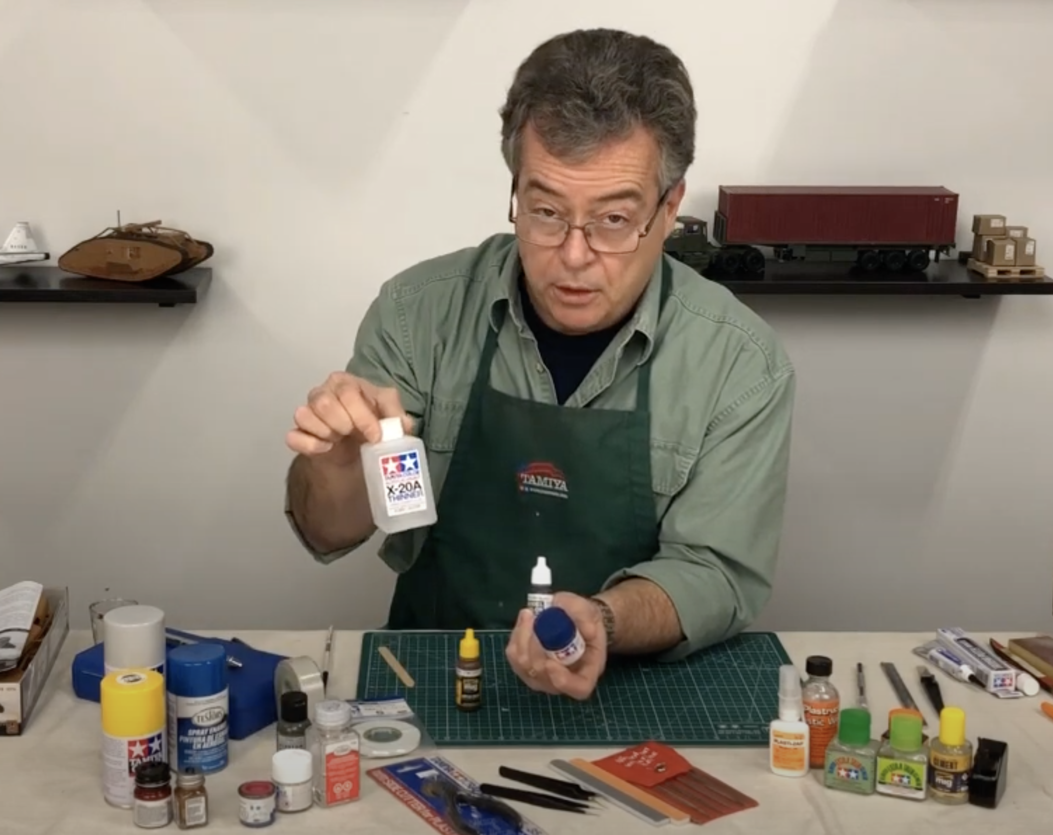 How to Choose the Right Hobby Paint for your Project - MegaHobby.com