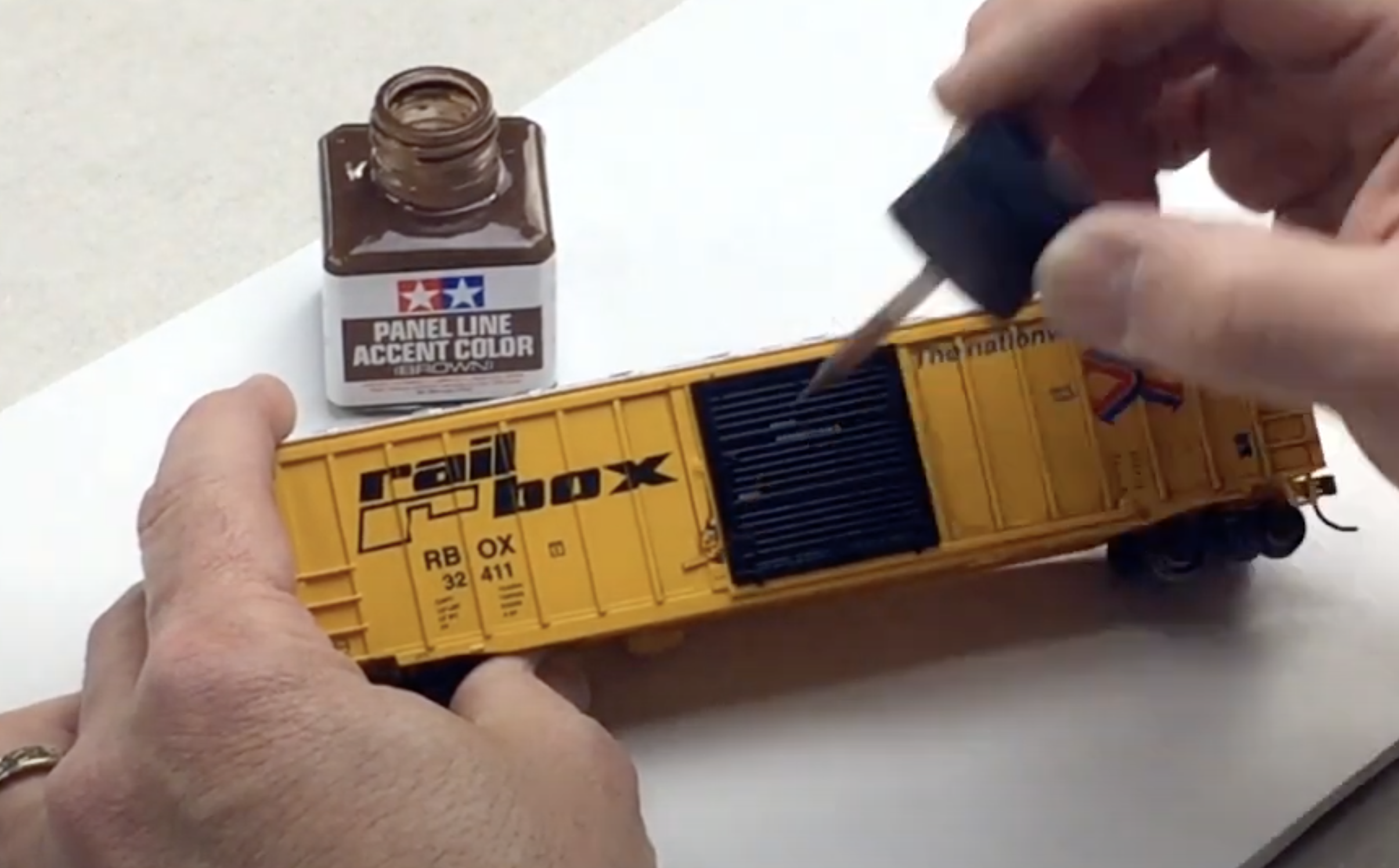 How to Use Tamiya’s Enamel Panel Line Wash - MegaHobby.com