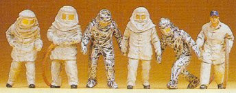 Firemen in Fire Resistant Suits (6) HO Scale Preiser Models