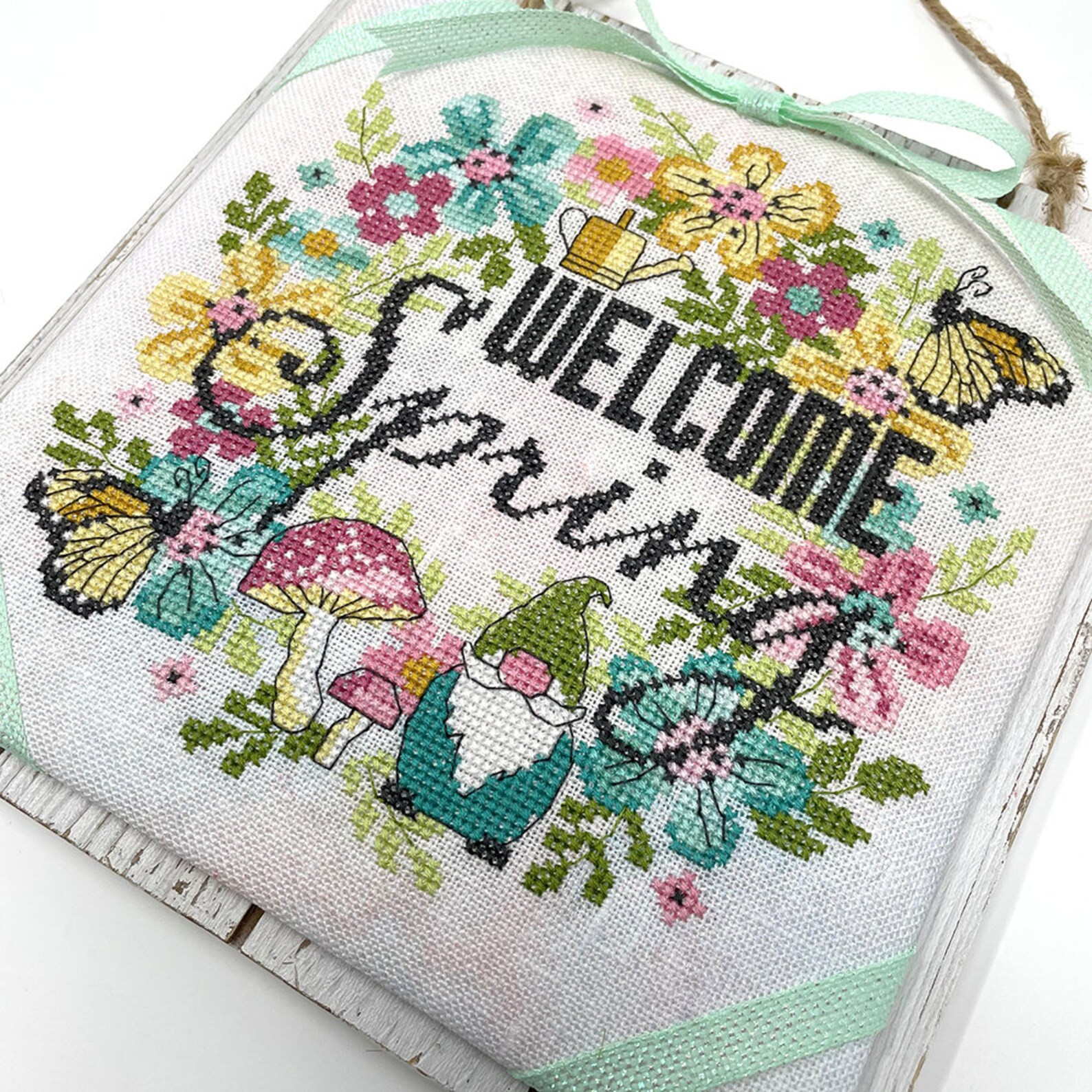 Fabric Flair | Aida, Evenweave & Linen | Cross Stitch Fabric