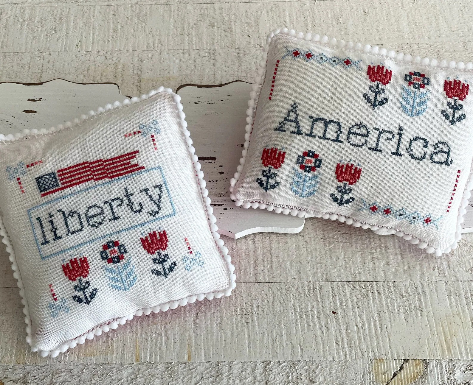 Fabric Flair | Aida, Evenweave & Linen | Cross Stitch Fabric