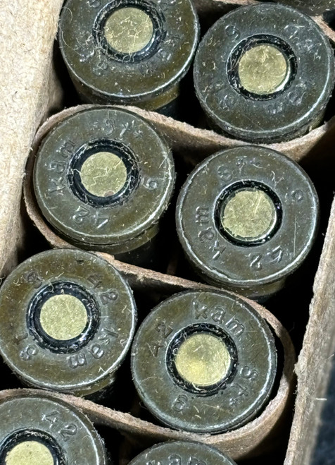 Good 42 Headstamp 1942 Box without label