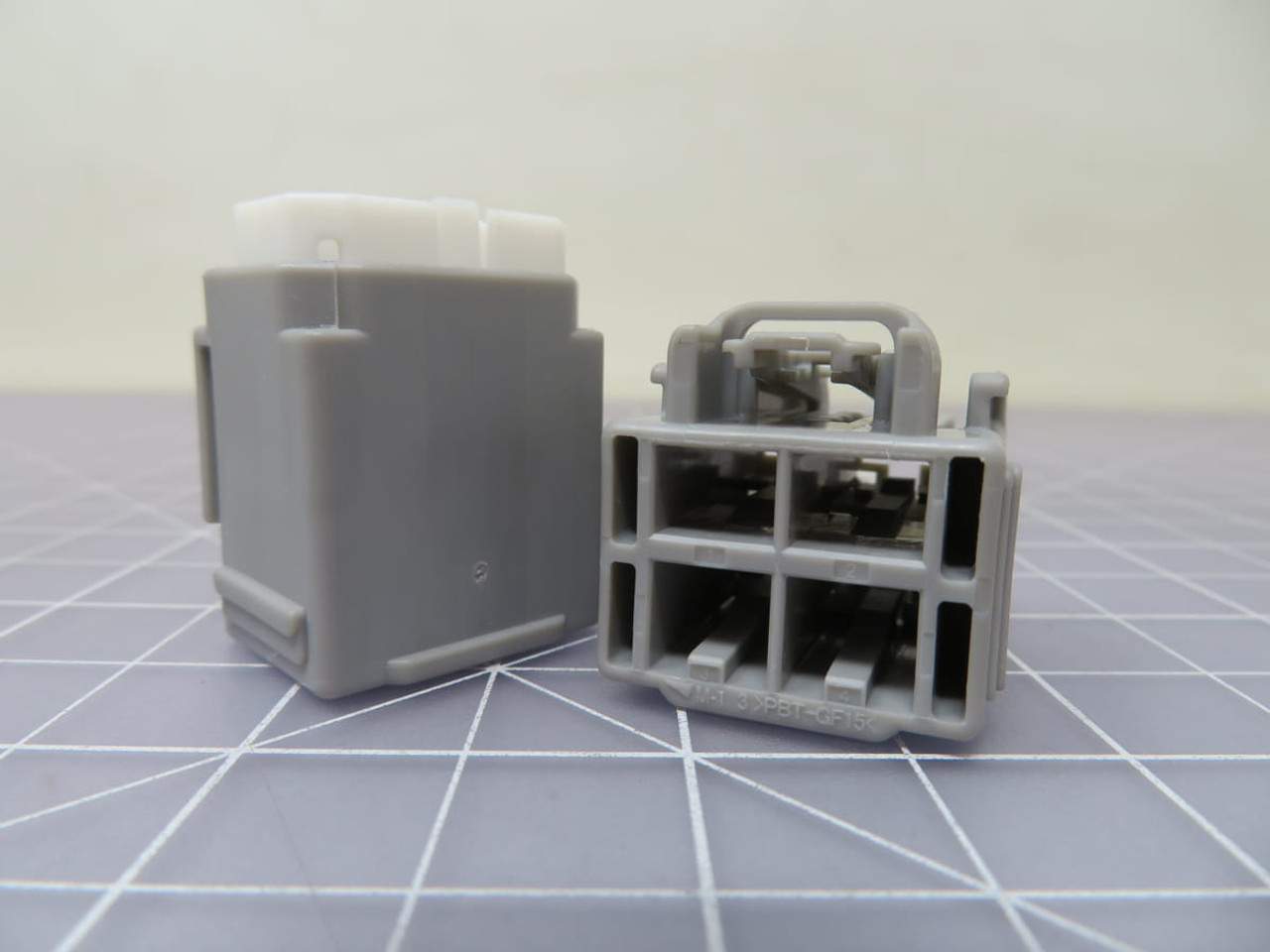 YAZAKI 7283-6469-40 X109540 - OCO Connectors