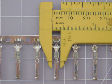 Lot of 2000 YAZAKI 7116-4103-02 28 SYTEM FEMALE TERMINAL 18-16 GAUGE - OCO Connectors