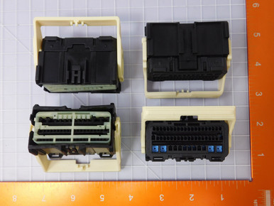 YAZAKI 7298-2205-30 X92124 - OCO Connectors