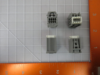 Lot of 63 YAZAKI 7283-9029-40 X109378 - OCO Connectors