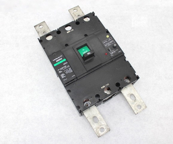 Fuji 600A 3 Pole Circuit Breaker EG603C Panel Mount Molded Case