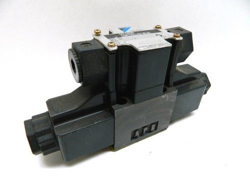 Daikin KSO-G02-66CB-30 Solenoid Operated Hydraulic Valve 200Vac Spring ...