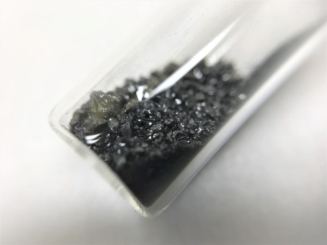 2D Powders | 2D Semiconductors USA