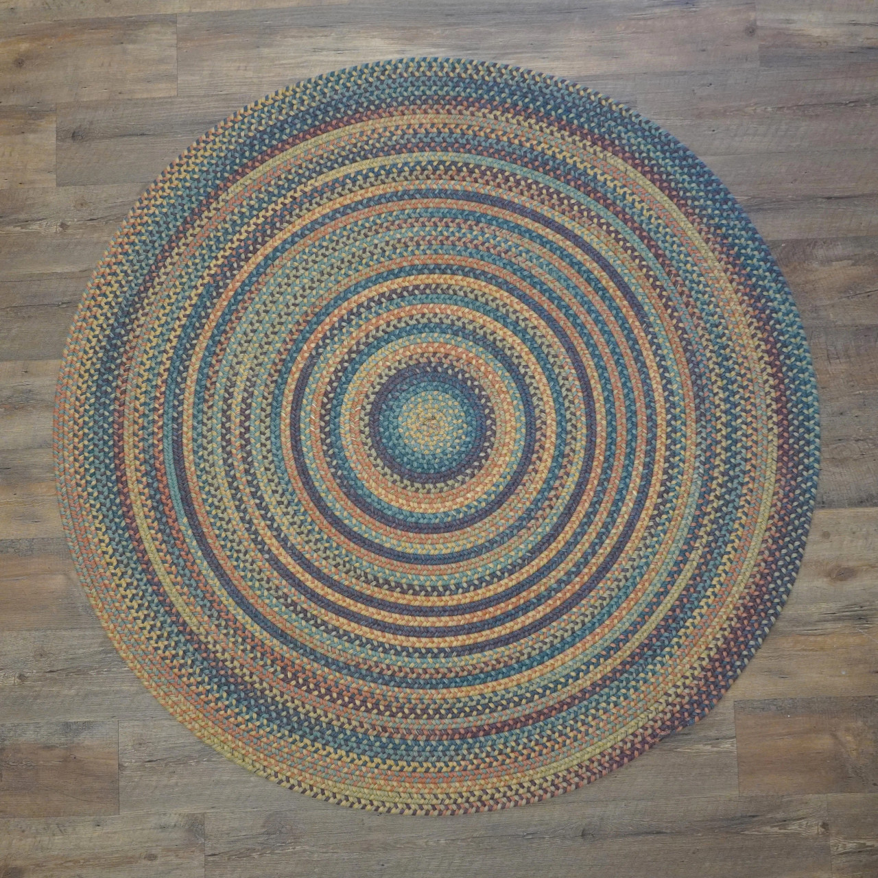 Timeless Wool Braid Round Rugs | Colonial Mills