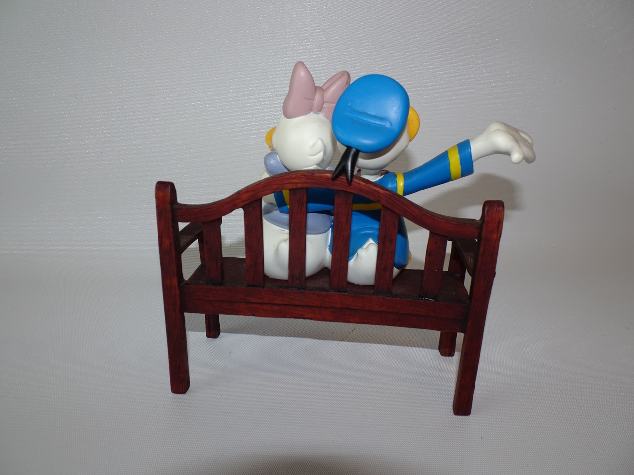 Disney Donald and Daisy Duck