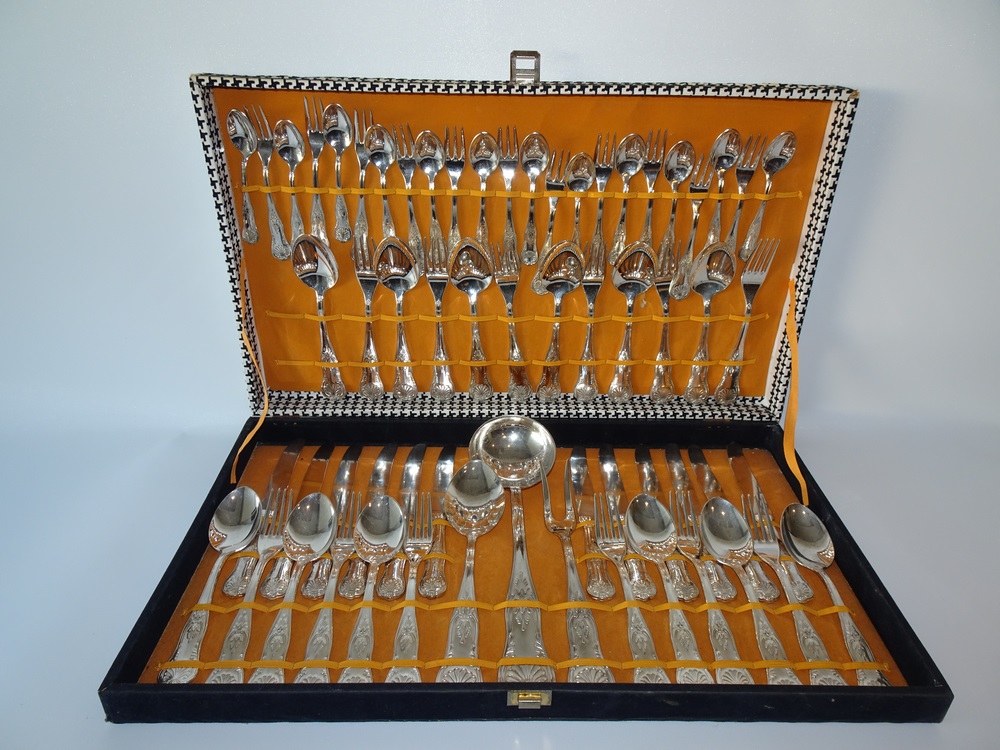 Vintage Italian Silver Plate Cutlery Set – ARG800 – 62 Pieces in ...