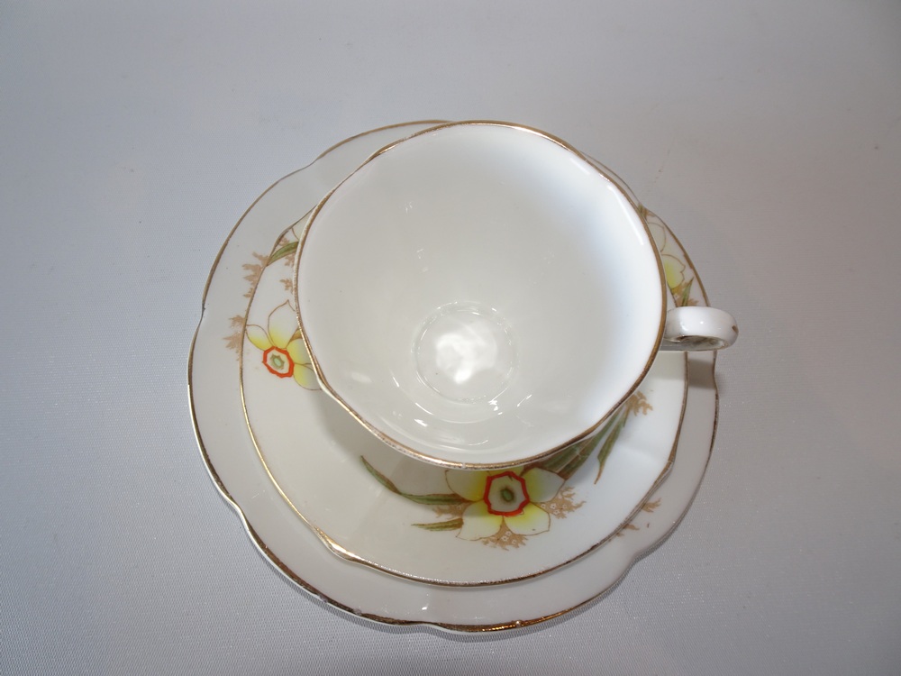 Rolsyn China Trio Daffodil Pattern Cup, Saucer & Plate (c.1940–1950 ...