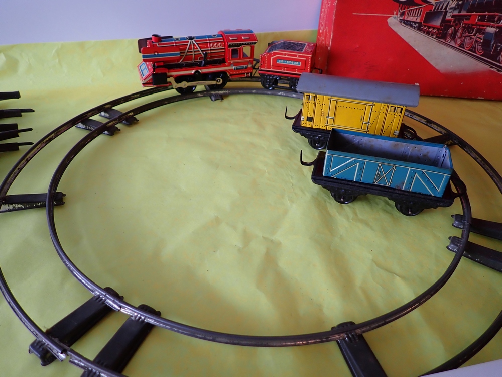 1950s Distler Tinplate Steam Locomotive Set with Original Box