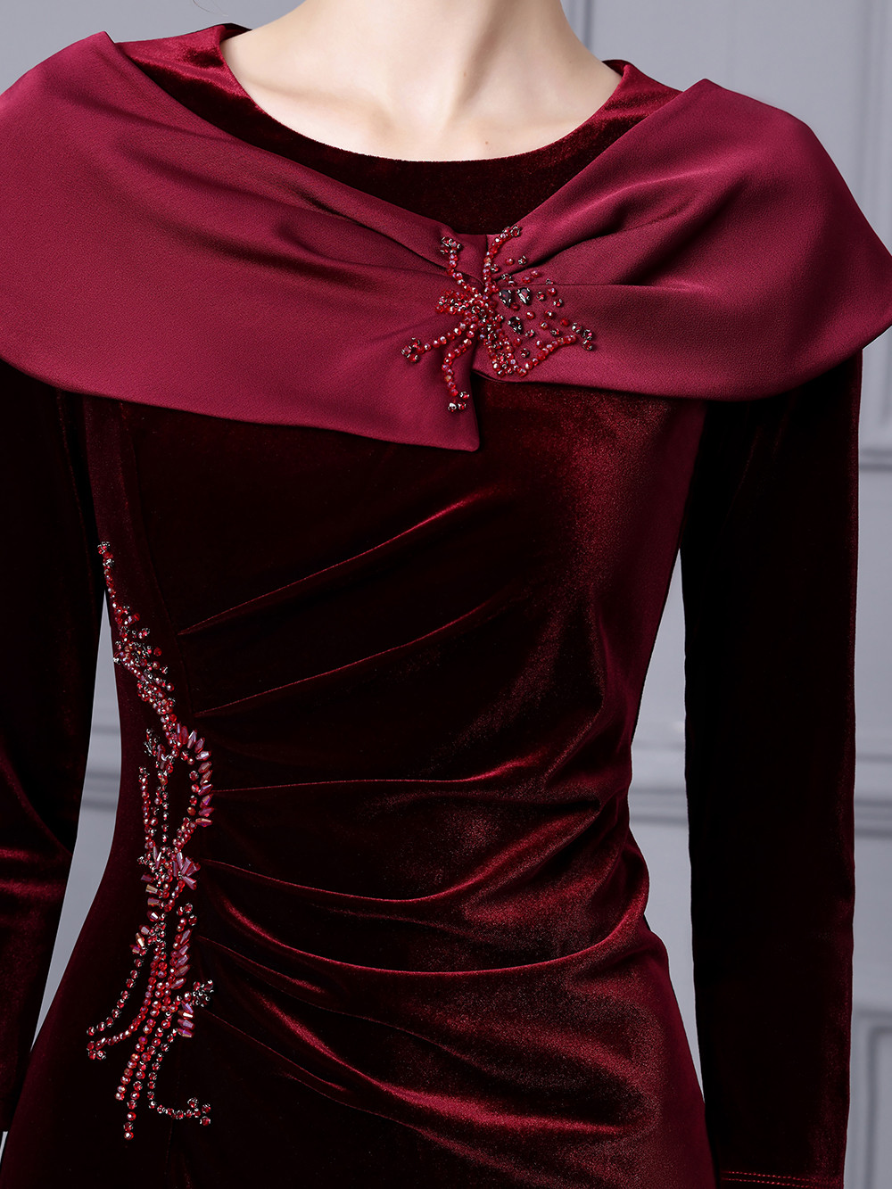 Burgundy Velvet 3/4 Sleeve Pleats Beading Mother Of The Bride Dress