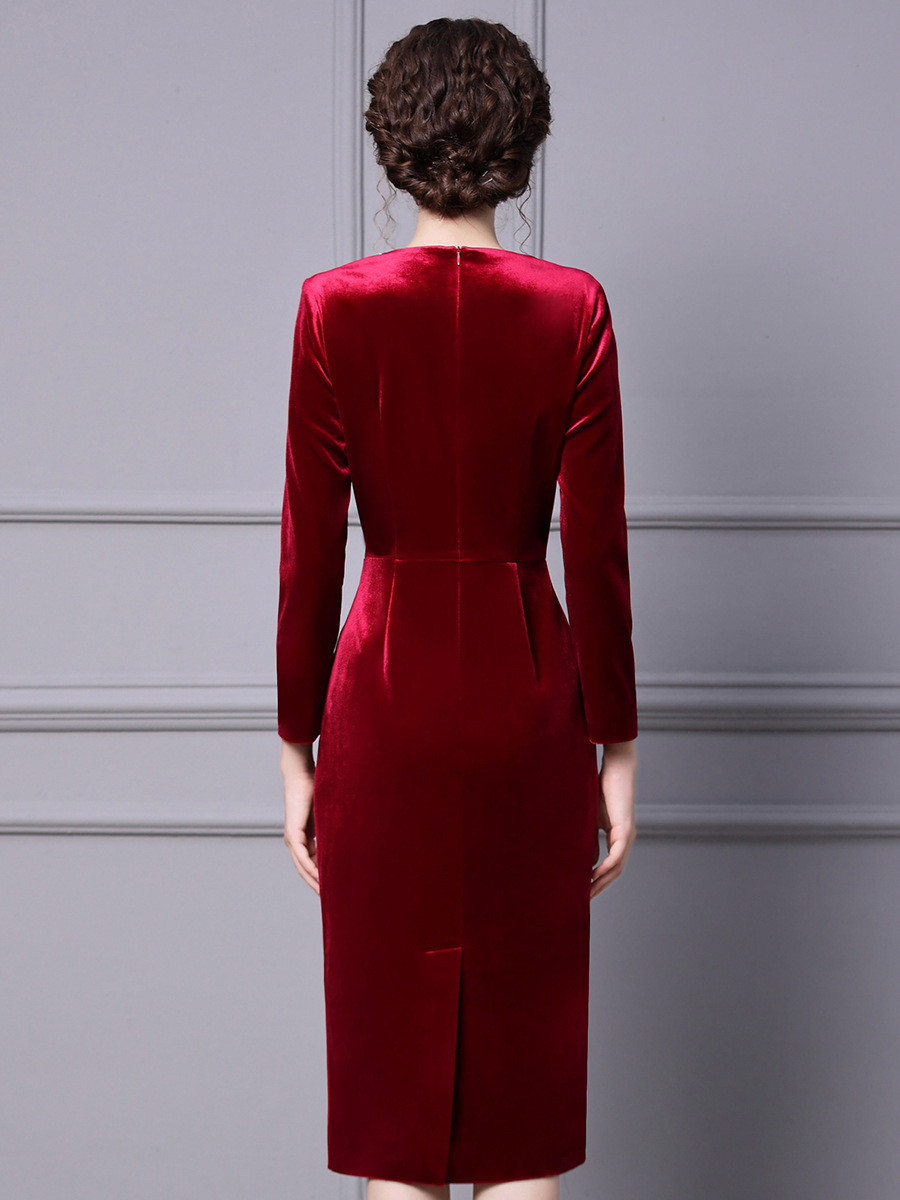 Burgundy Velvet Long Sleeve Pleats Mother Of The Bride Dress