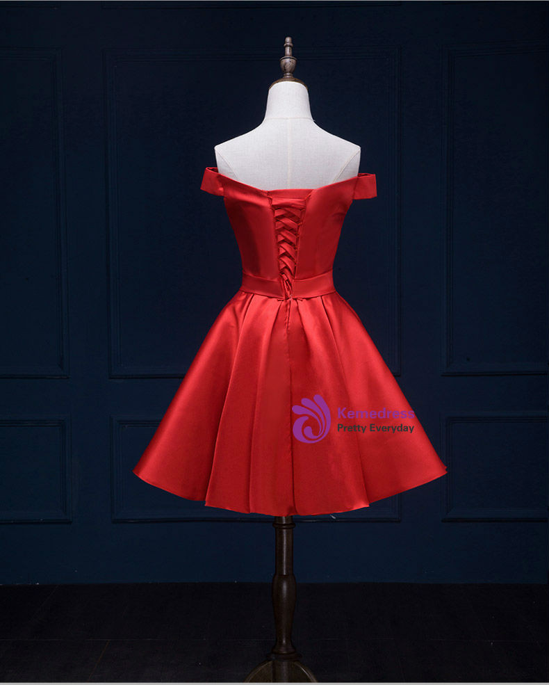 Popular Modern Red Off-the-Shoulder School Homecoming Dresses A-Line