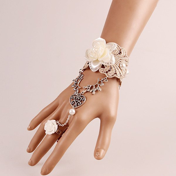 Cheap Silver Metal Heart and Wing Embellished Bracelet