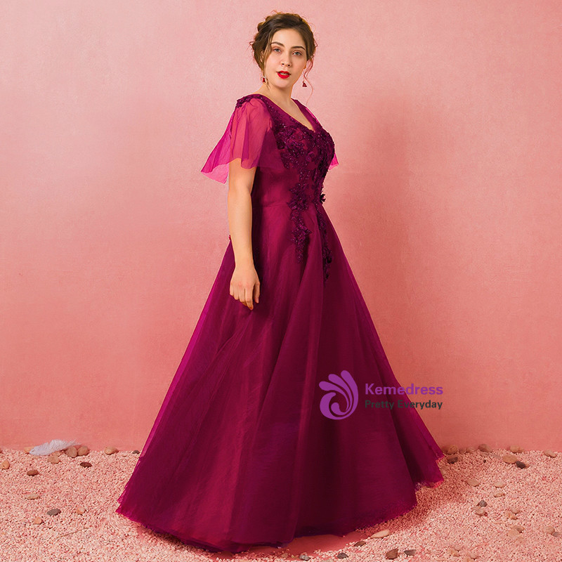 Plus Size Burgundy V-neck Tulle Appliques Prom Dress