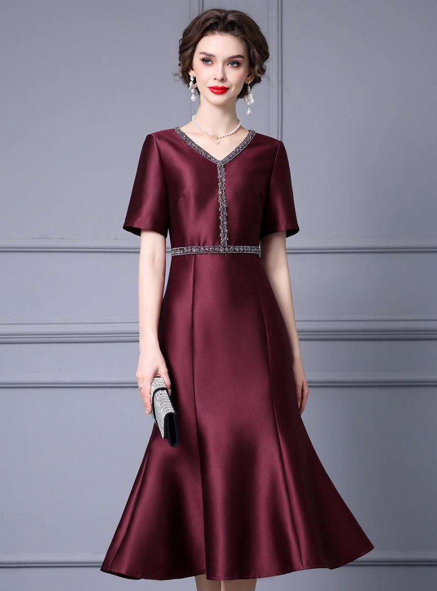Burgundy Satin Beading Short Sleeve Mother Of The Bride Dress