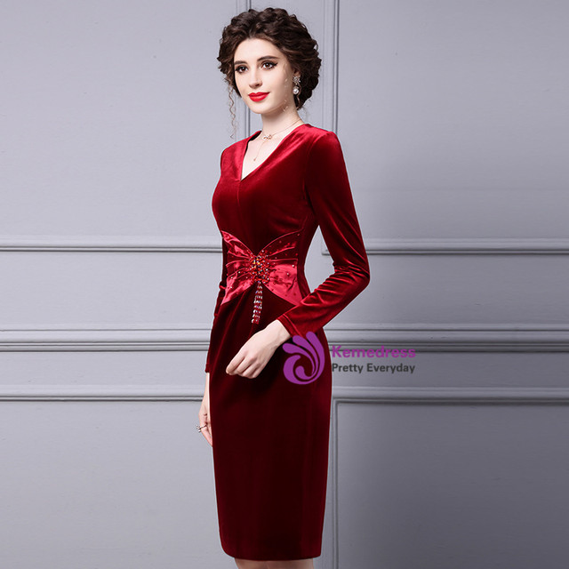 Burgundy Velvet V-neck Long Sleeve Beading Mother Of The Bride Dress
