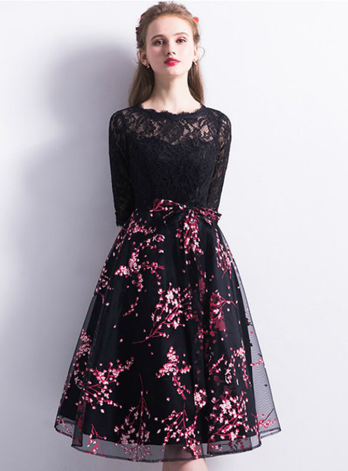 In Stock:Ship in 48 hours Black Half Sleeve Print Homecoming Dress