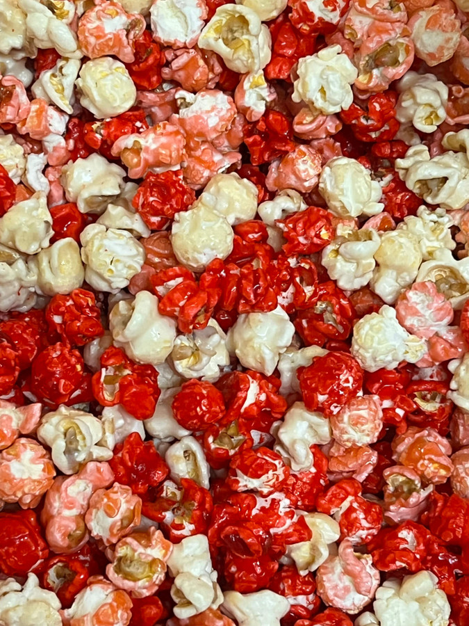 Vanilla Butternut Popcorn (Holiday Colors) | Great Lakes Popcorn Co ...