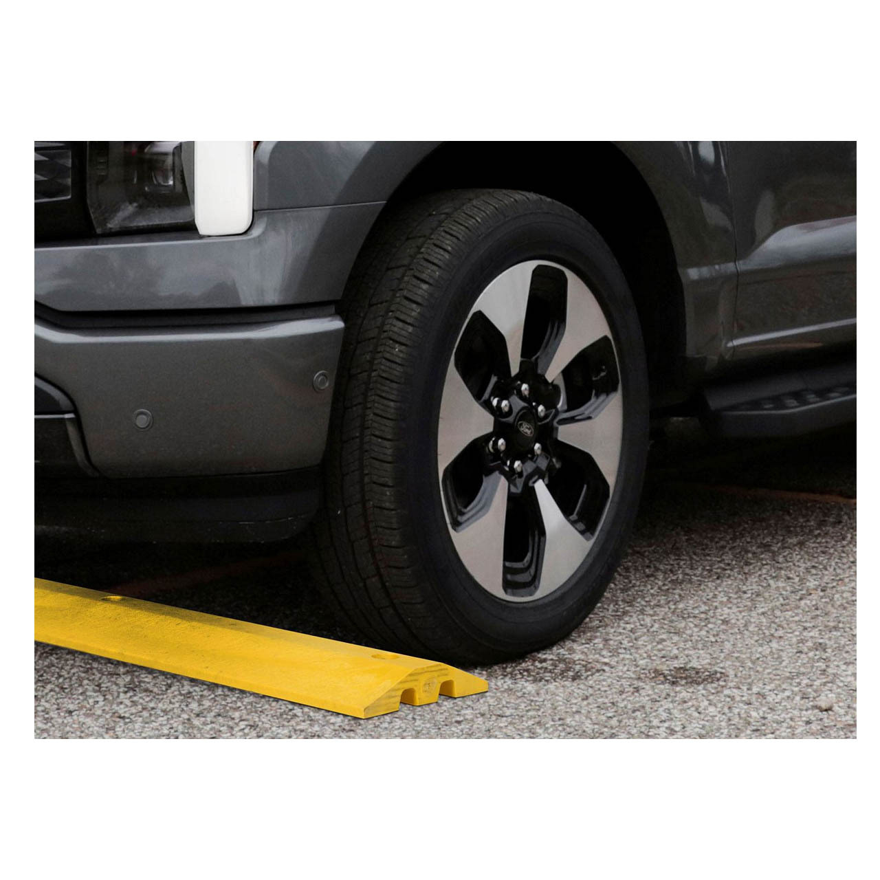 Durable Speed Bumps for Traffic Control | Material Flow