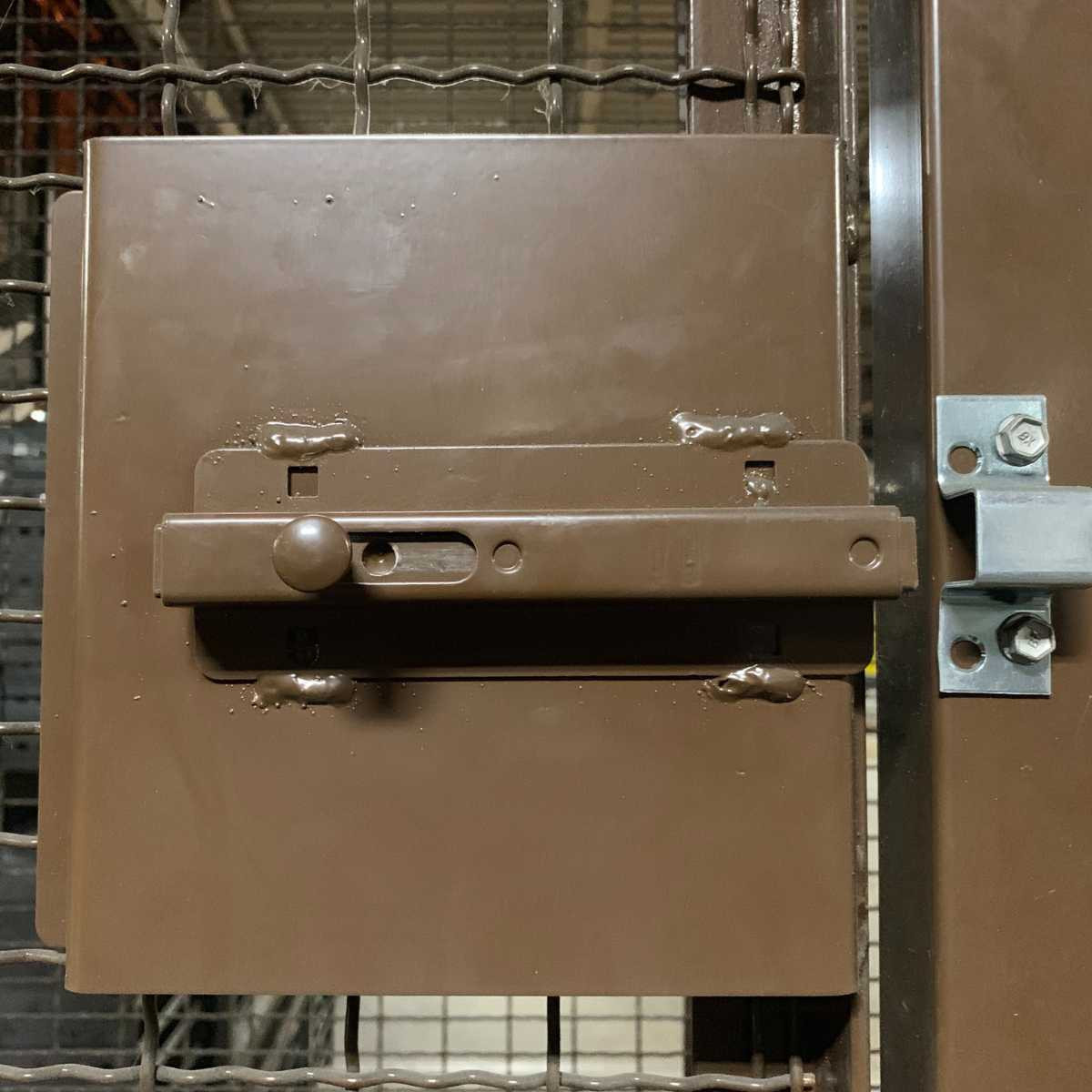 Supervised Temporary Holding Cell - Material Flow
