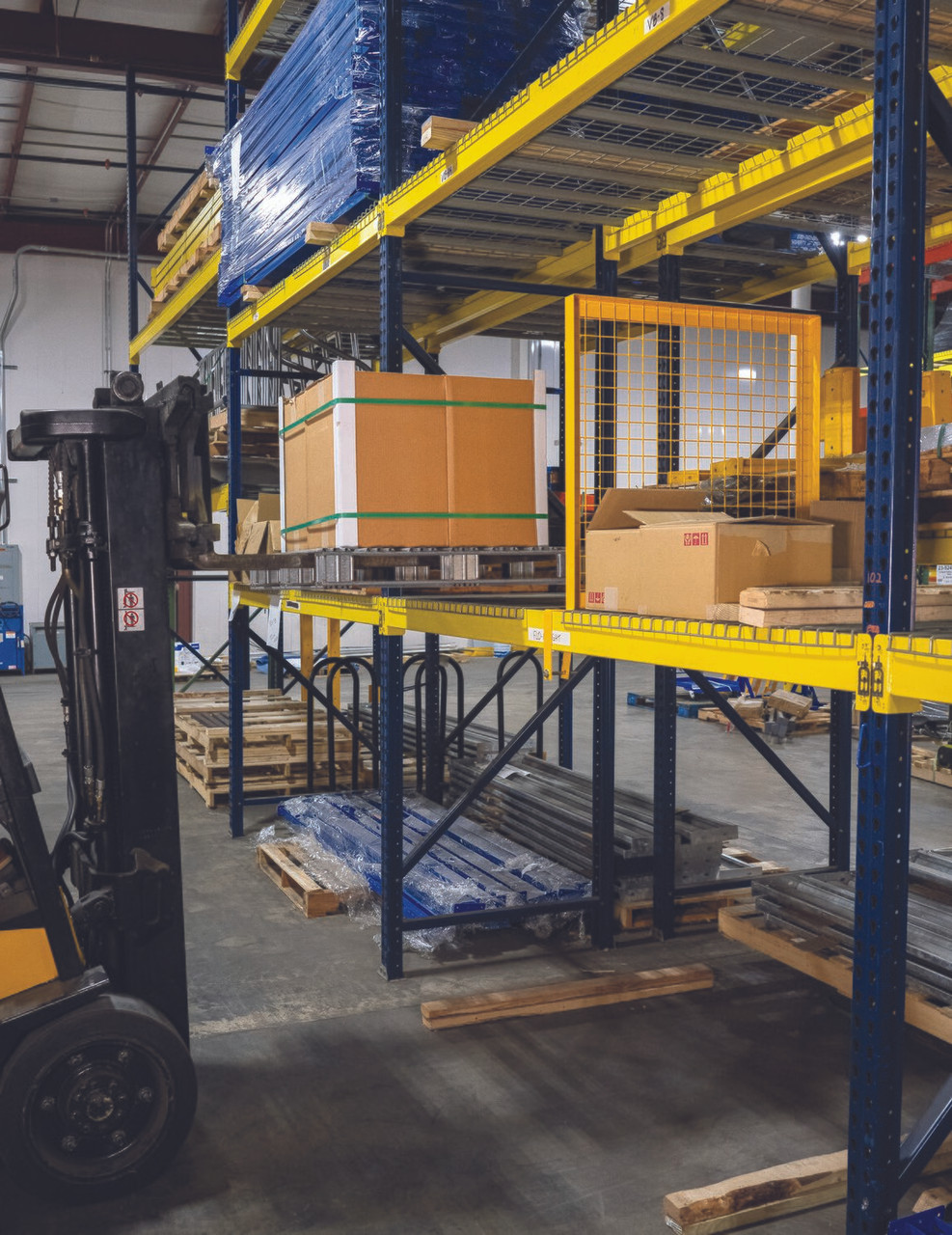 Durable Vestil Pallet Rack Shelf Divider | Material Flow