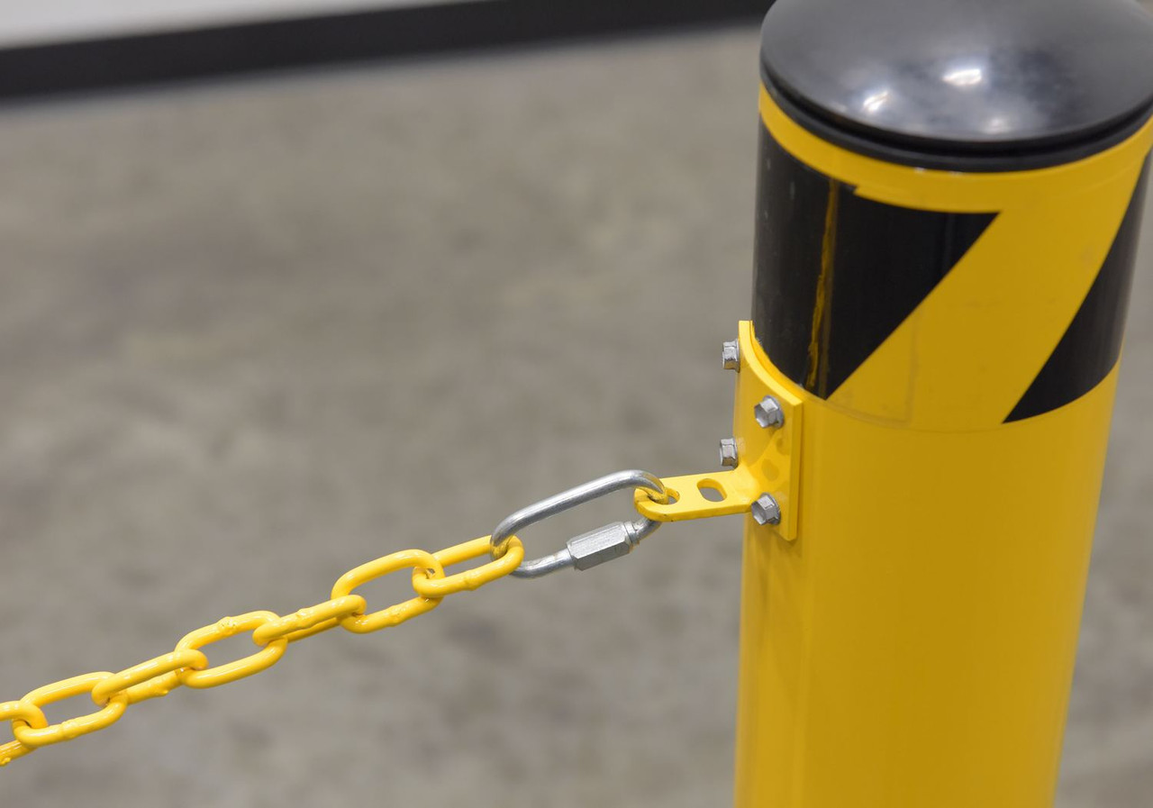 Vestil 4.5" Dock Chain Bollard Barrier System | Material Flow