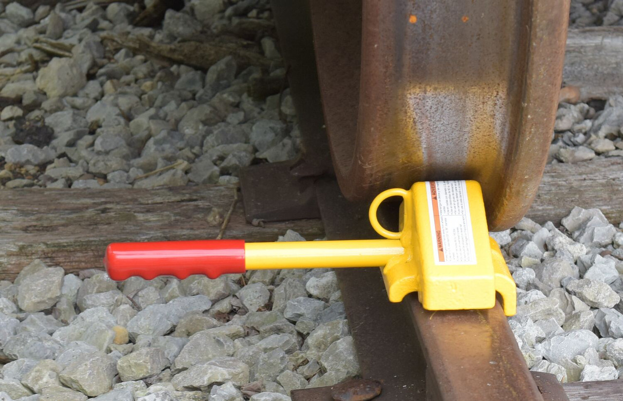 Vestil Universal Steel Rail Chocks | Material Flow