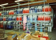 Laundry Conveyors – Sorting & Transfer | Material Flow