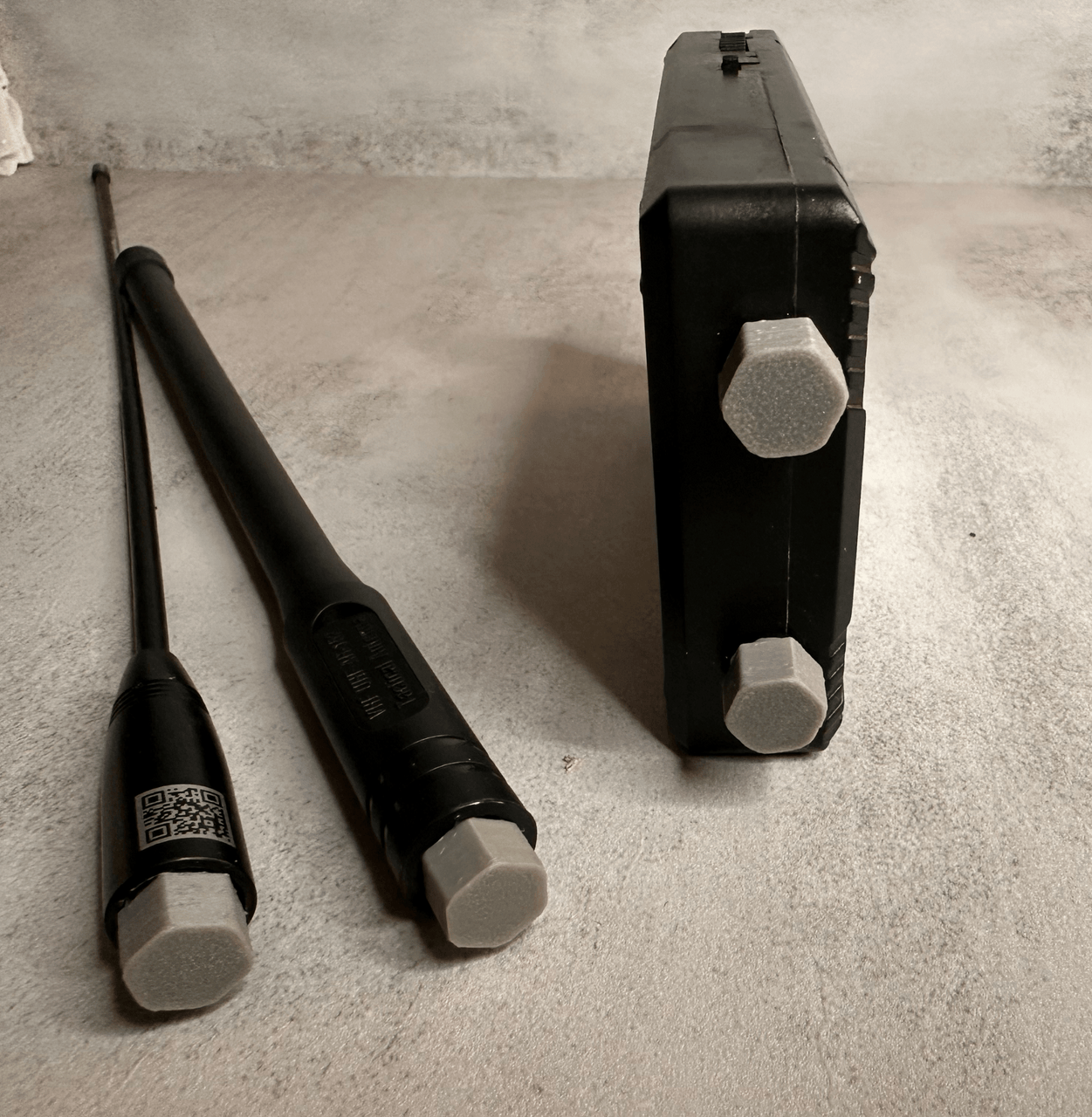 SMA Female Connector Dust Caps (6 Pieces)
