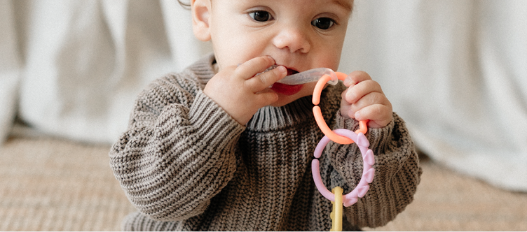 A Parent's Guide to Safer Pacifier Use - Myo Munchee (Operations) Pty Ltd