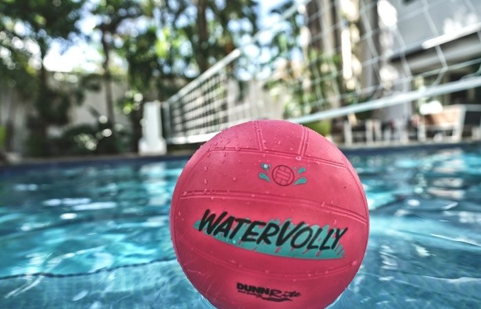 An Overview: Water Volleyball Basics - Dunn-Rite Products