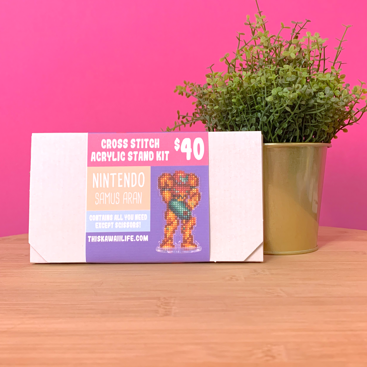 Nintendo - Samus Aran (Metroid) - Cross Stitch Acrylic Display Stand Kit