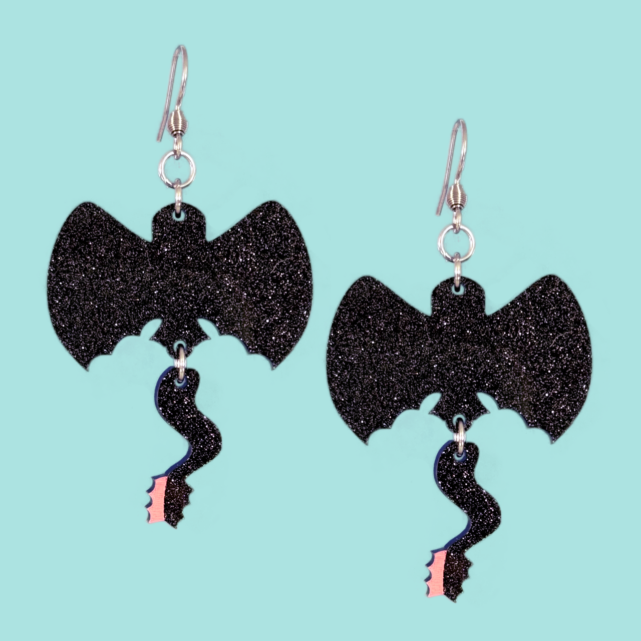 Toothless Swinging Tail Earrings