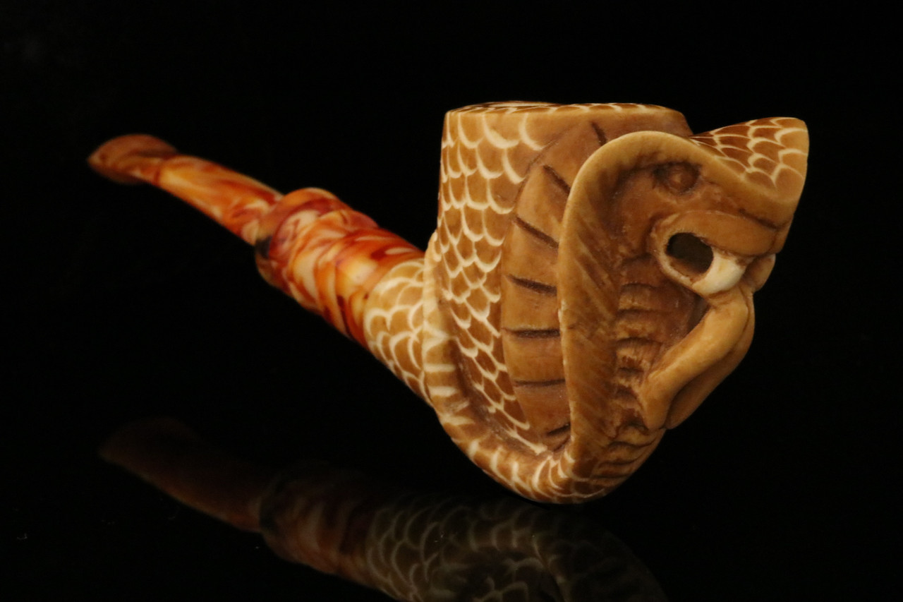 Cobra Block Meerschaum Pipe with custom case M1594